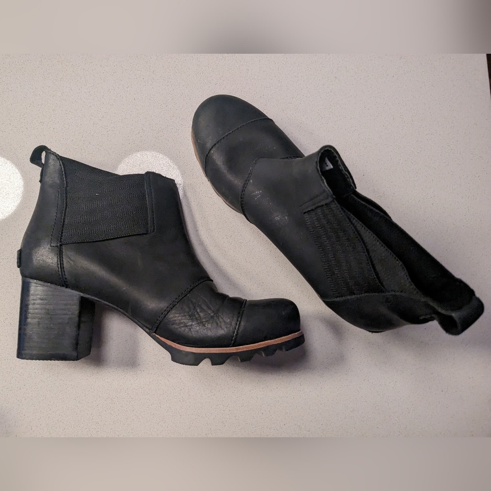 Sorel Addington Chelsea Block Heel Black Boot Size 9.5 - Gem